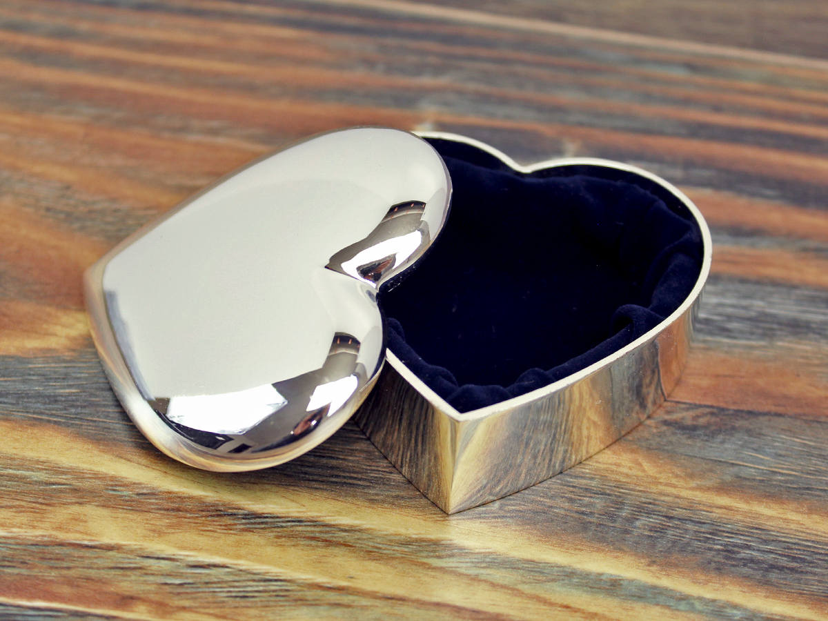 Custom Engraved Silver Heart Ring Box - Tempe Trophy